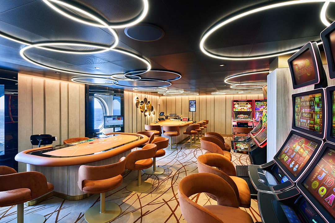 Explora II Luxury Cruise Deals and Deck Plans | CruisesOnly