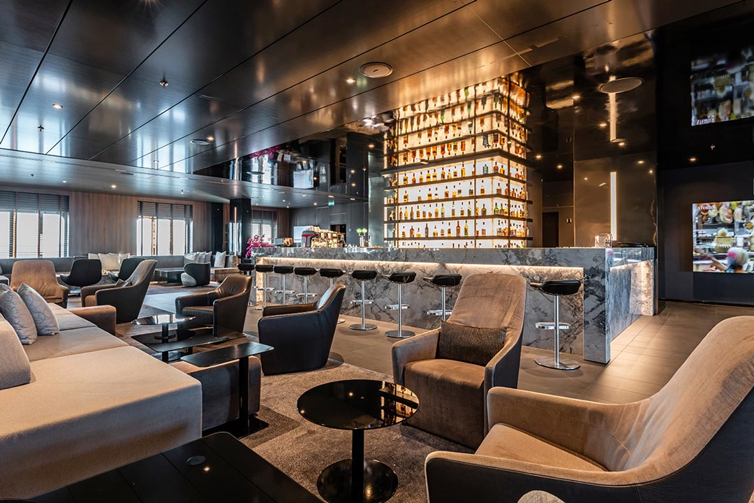 10 Night Pristine islands of the Bahamas & the Panama Canal From Nassau ...