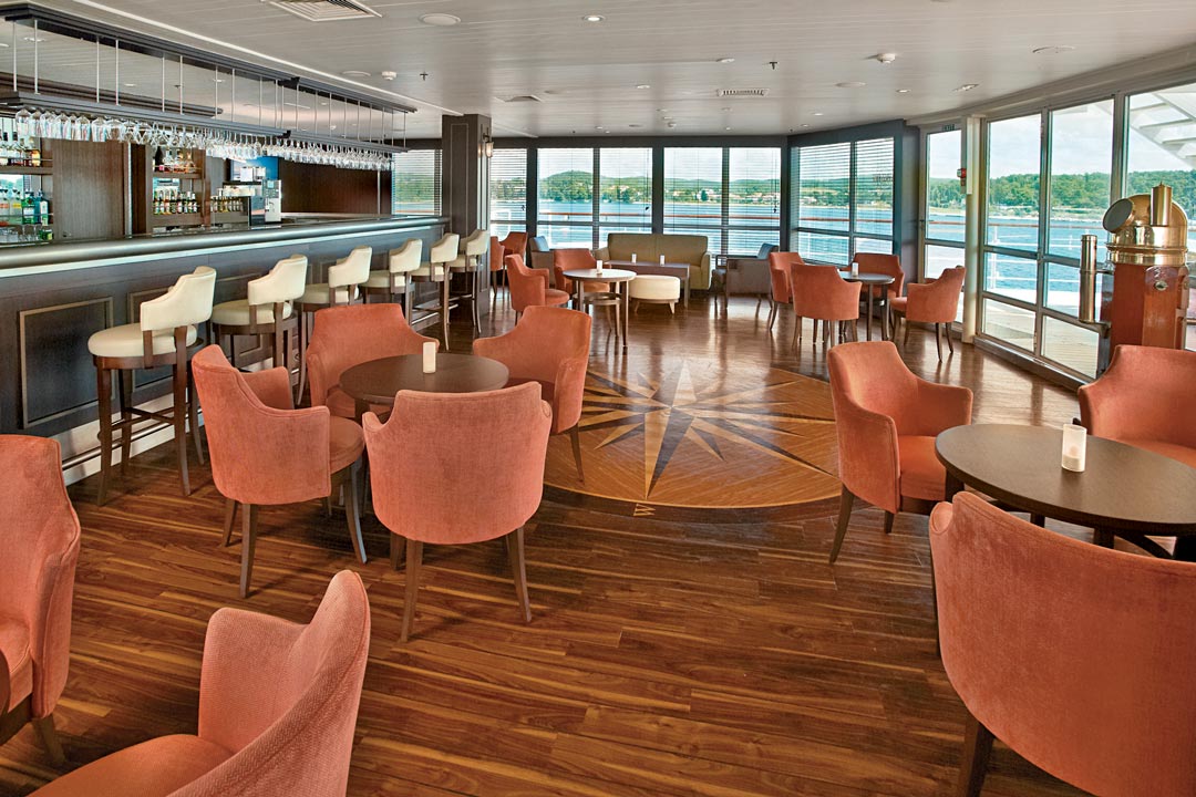 Wind Surf Luxury Cruise Deals and Deck Plans | CruisesOnly