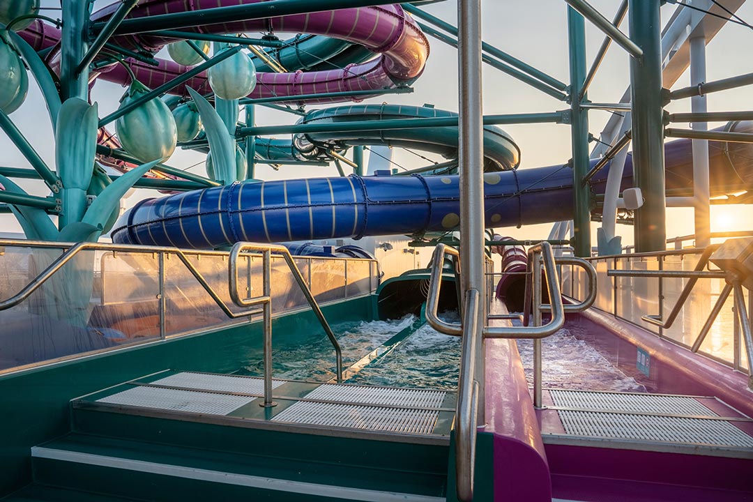 MSC World America Cruise Deals and Deck Plans | CruisesOnly